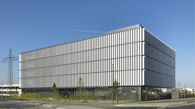 Solarfin External Solar Shading System - Colt Singapore Solarfin External Solar Shading System - Colt Singapore